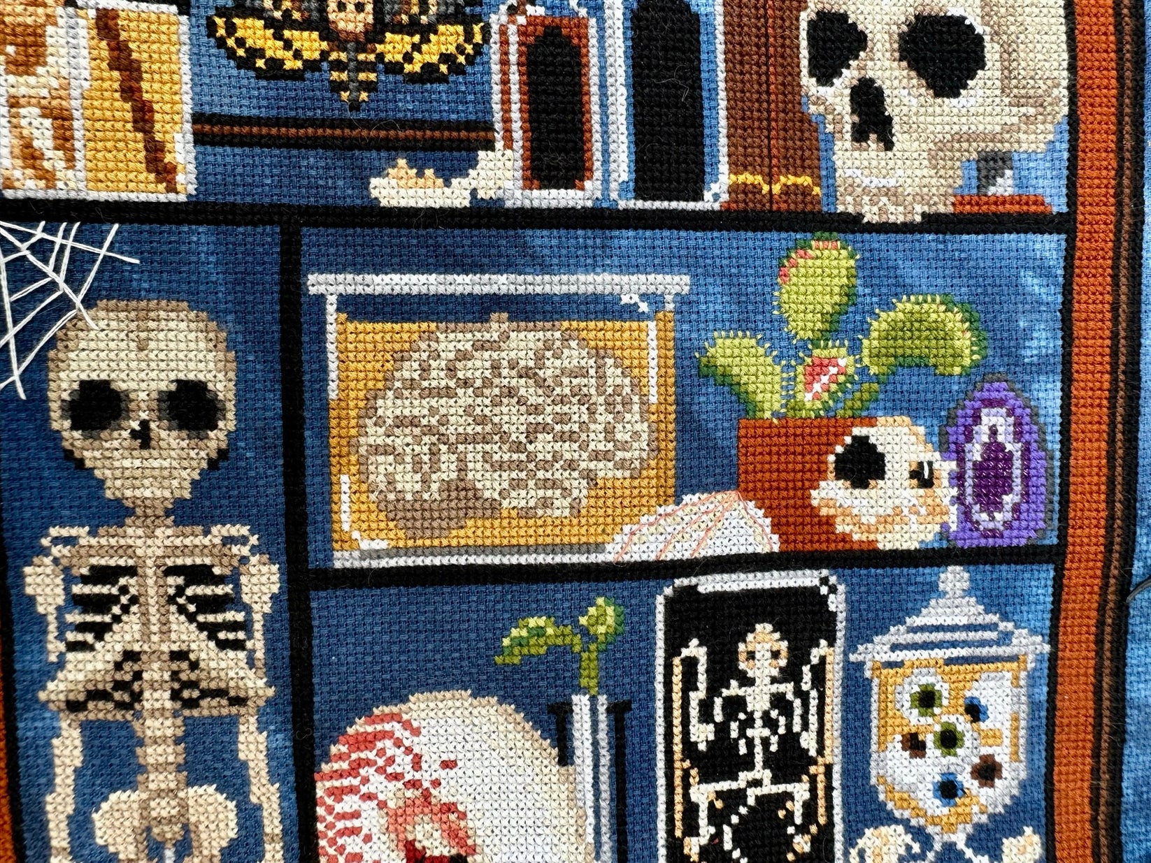 Morbid Curiosities SAL – TheStitchCrypt